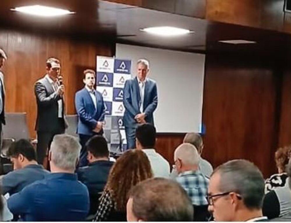 Ensaio de Massa Específica, Massa Específica Aparente e Absorção de ...